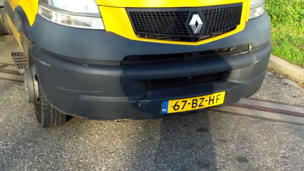 Renault Mascott 160-35 light truck s + trailer - YouTube