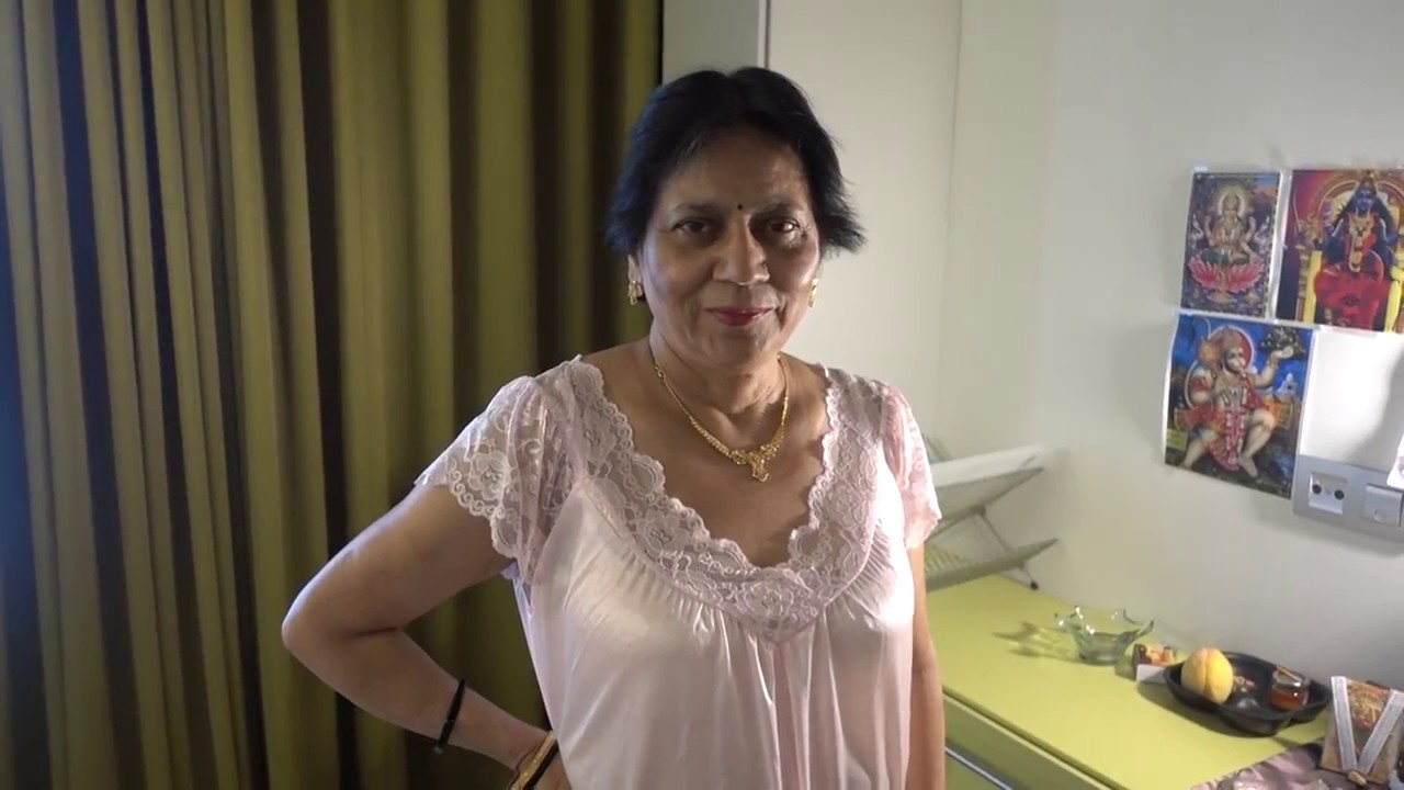Aruna Sharma got CorteSofia Pink Dress from Kokoxily Bilbao on Swedish ...