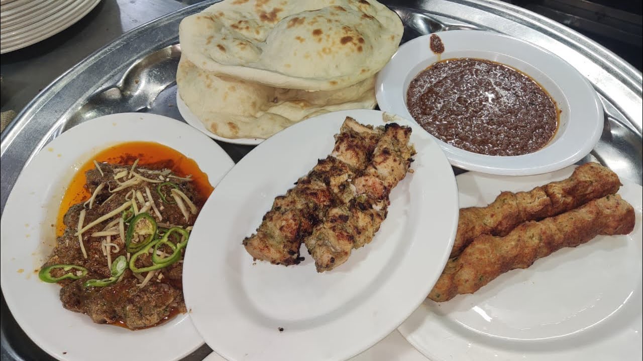 Ghaffar Kabab House Karachi | Nalli Nihari At Ghaffar | Desi Street ...