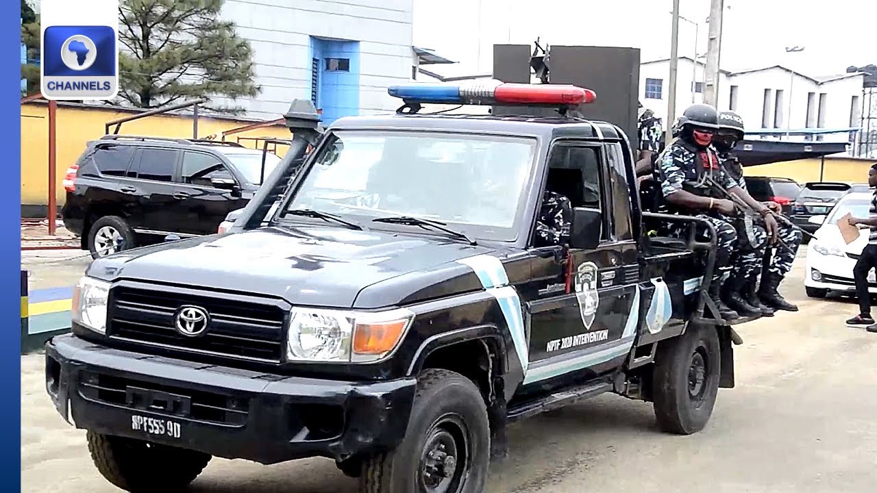 State Of Emergency Rule: Police Stage Show Of Force In River - YouTube