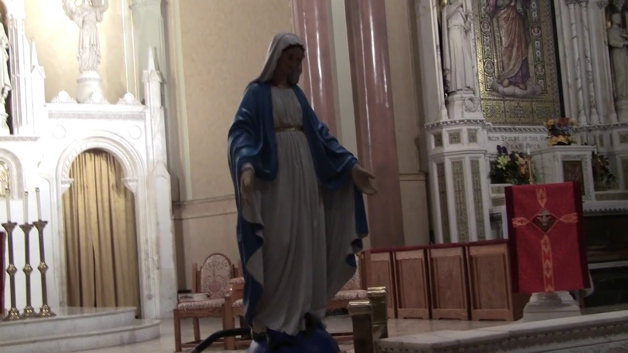 25 Hymn in English to Mary Our Queen - YouTube