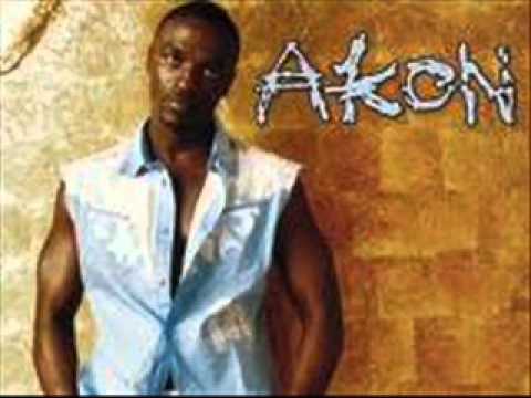 Akon vs Justin bieber