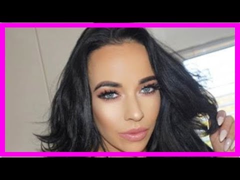 Stephanie Davis turns thong into G-string thanks to VERY bodacious behind