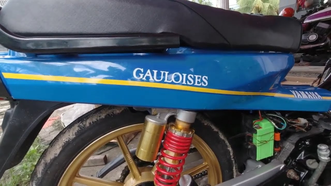 Yamaha Sports 100 Alpha Gauloises Racing - YouTube