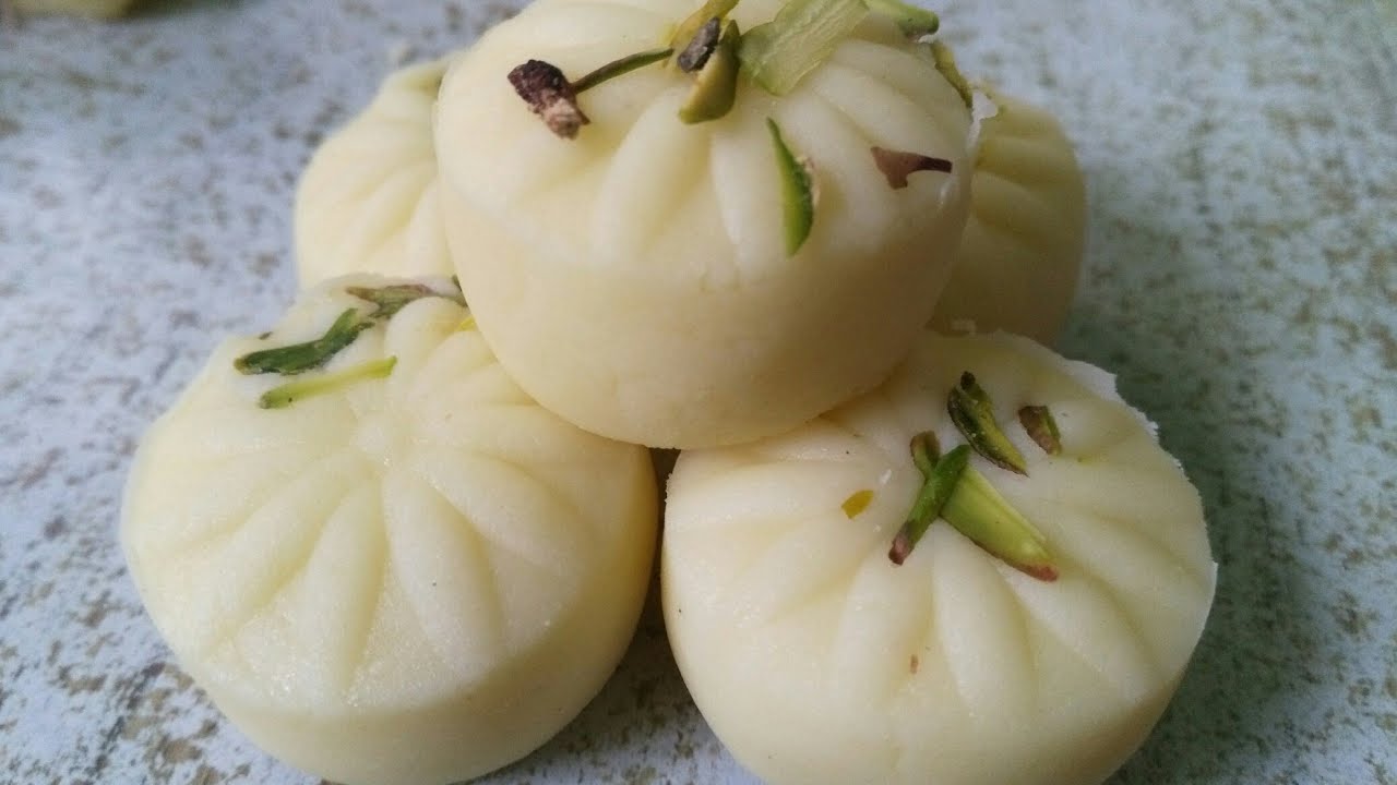 Khoya sweet dish - YouTube