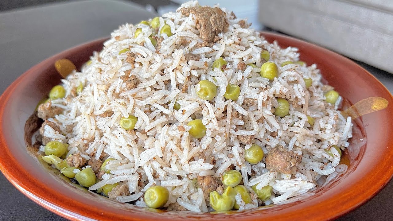 Riz BAZELLA | Rice with Green Peas | with a side of Tzatziki Sauce ...