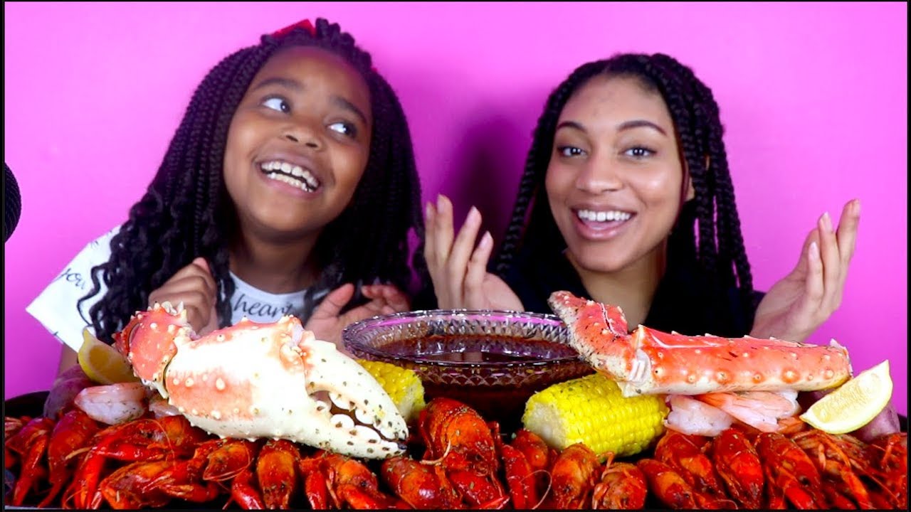 LOUISIANA CRAWFISH & SEAFOOD MUKBANG!! with BLOVESLIFE SEAFOOD SAUCE ...
