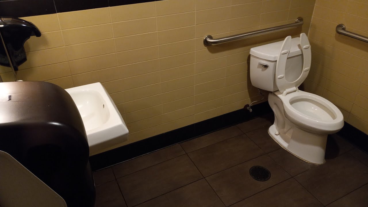 Smashburger Men's Restroom - YouTube
