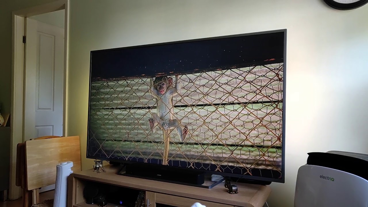 Sky Q UHD in HDR - YouTube