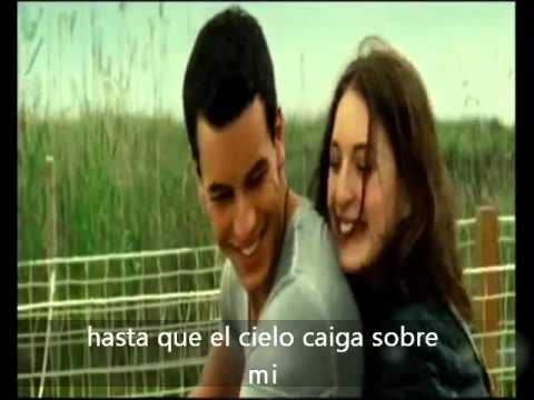 3 metros sobre el cielo babi y h - YouTube