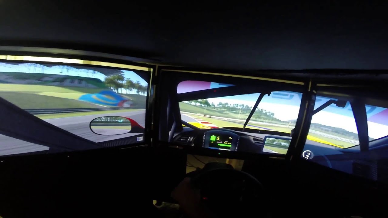 The best racing simulator for Sepang F1 Circuit - YouTube