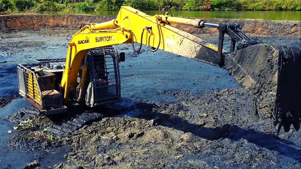 The Fastest Way Heavy Equipment Makes a Fish Pond - Excavator Working ...