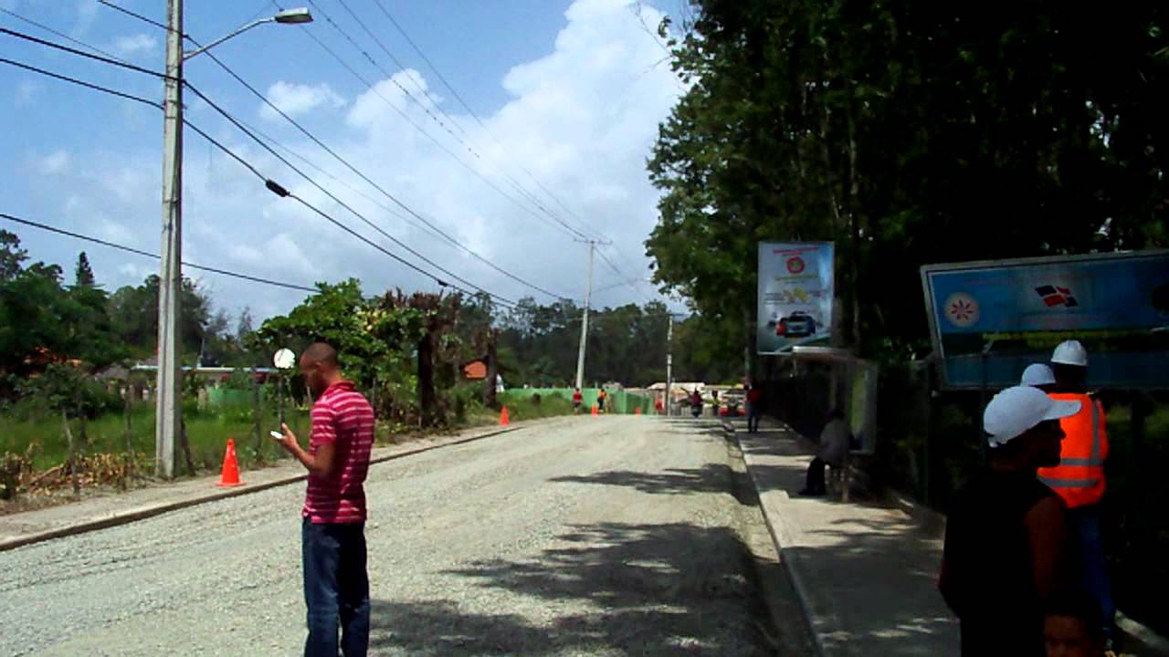 Odebrecht removió asfalto de la carretera José Durán, Jarabacoa ...