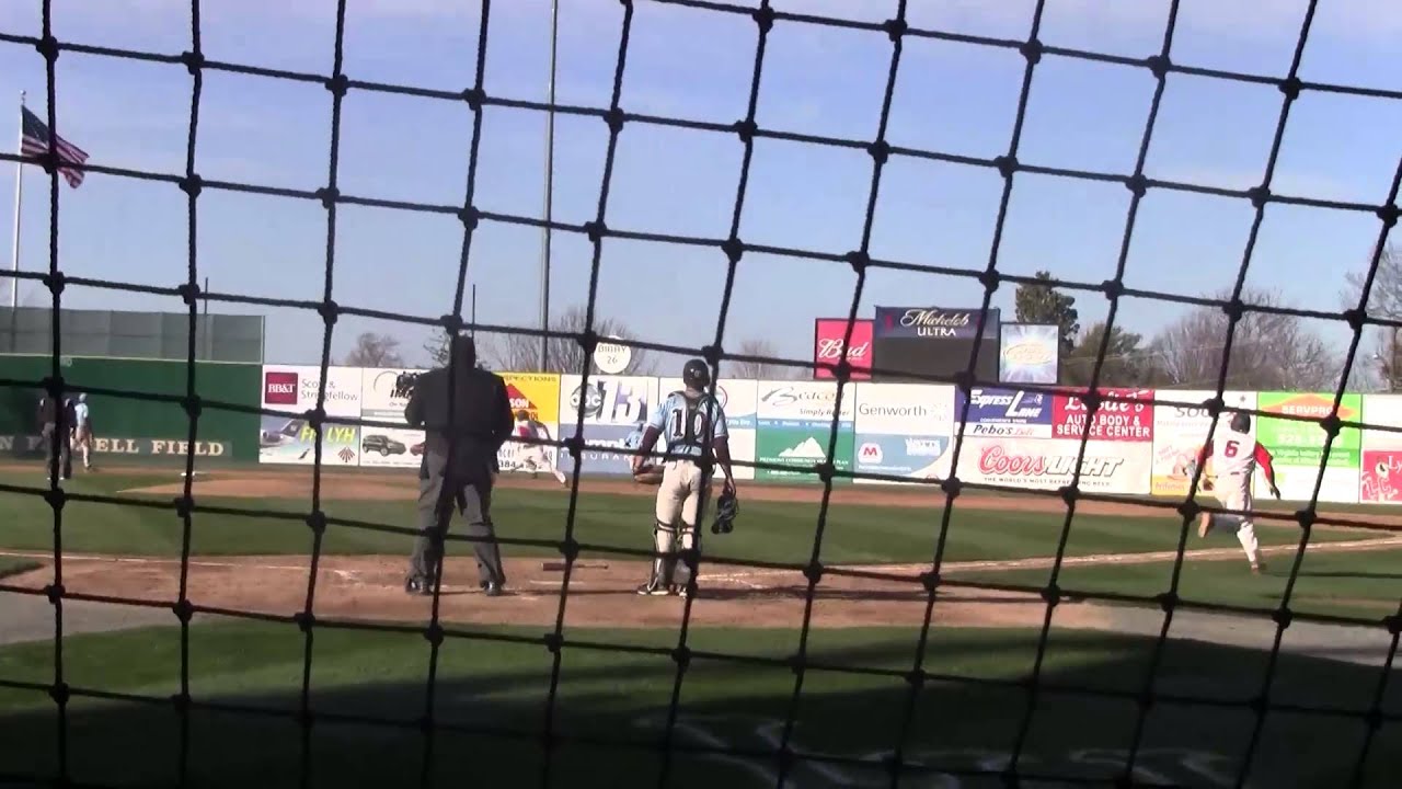 Lynchburg College Baseball vs. Tufts University Jumbos - YouTube