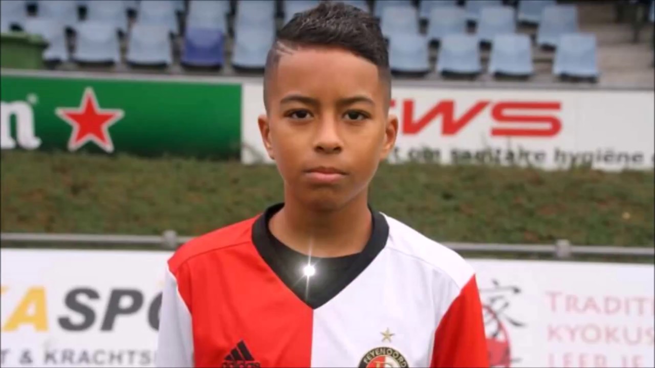Kyanno Brito e Silva Goals :left ,right & head . SKILLSSSSSS - YouTube