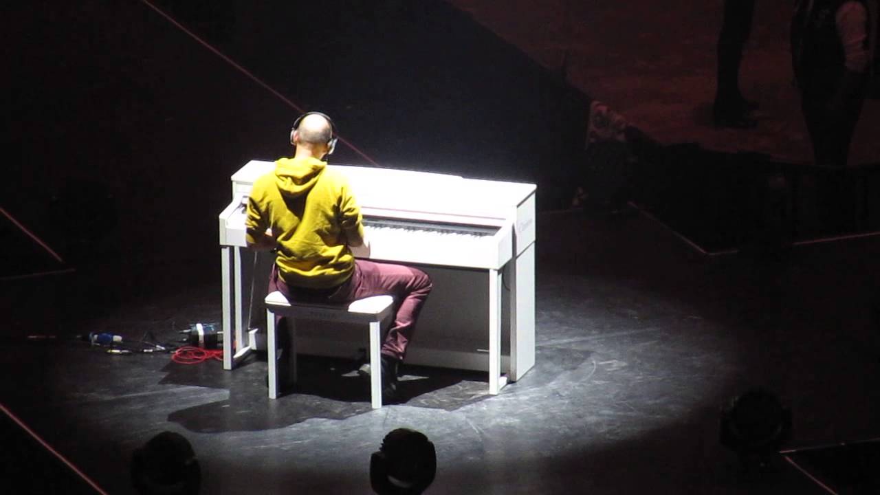 Freek Poot speelt piano in AHOY Night of the Proms 2013 HUMORRRRR ( was ...