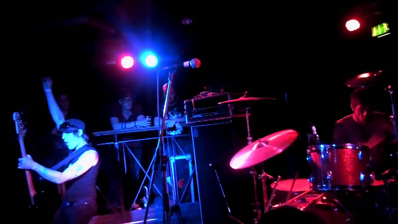 KARMA TO BURN@UNDERWORLD LONDON 2012 - YouTube