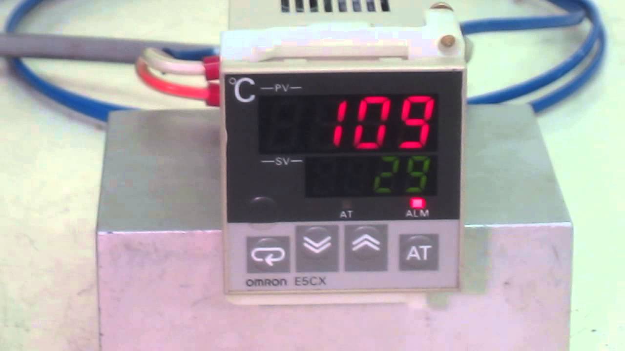 OMRON E5CX-CTC Electronic temperature control 動作確認 - YouTube