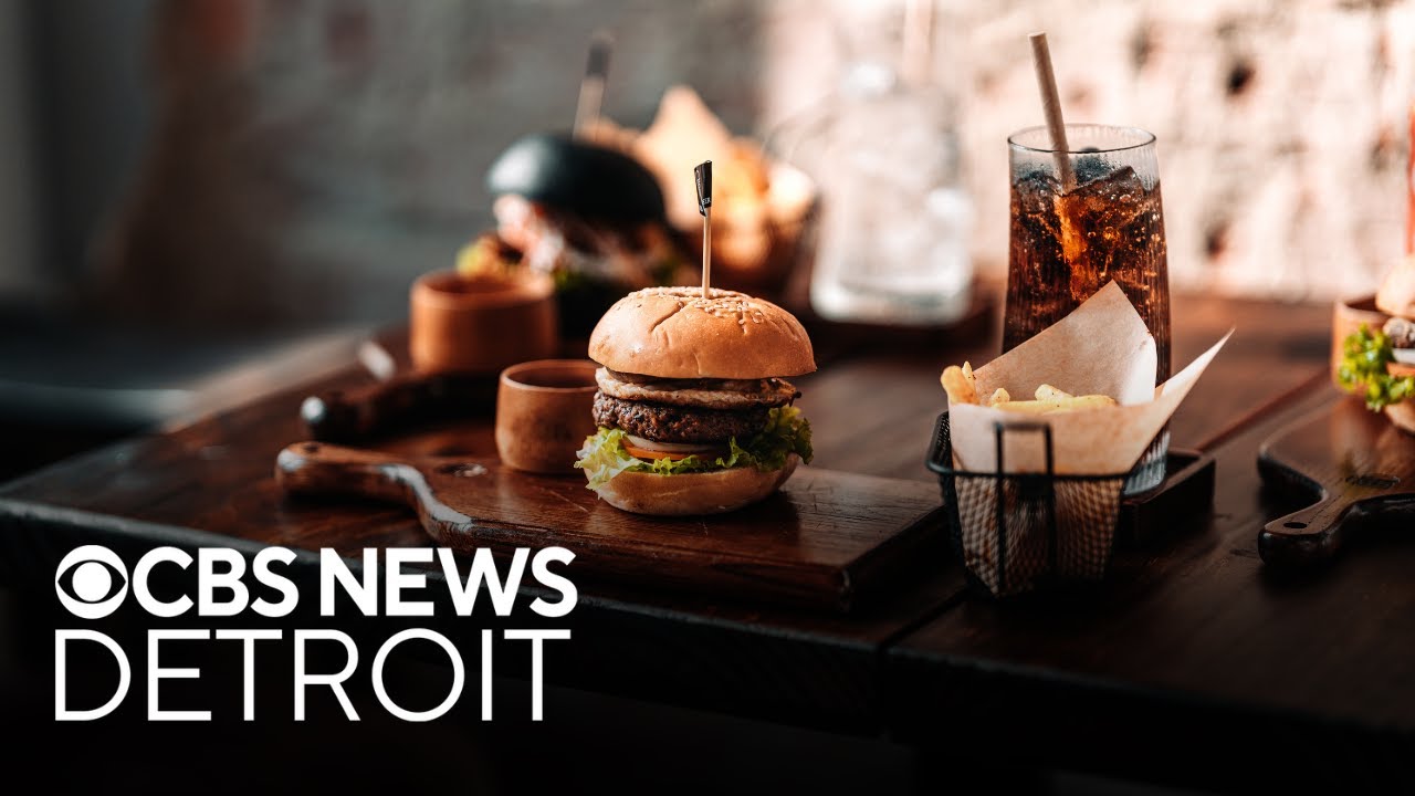 Detroit implements new health ratings signs in Detroit restaurants ...