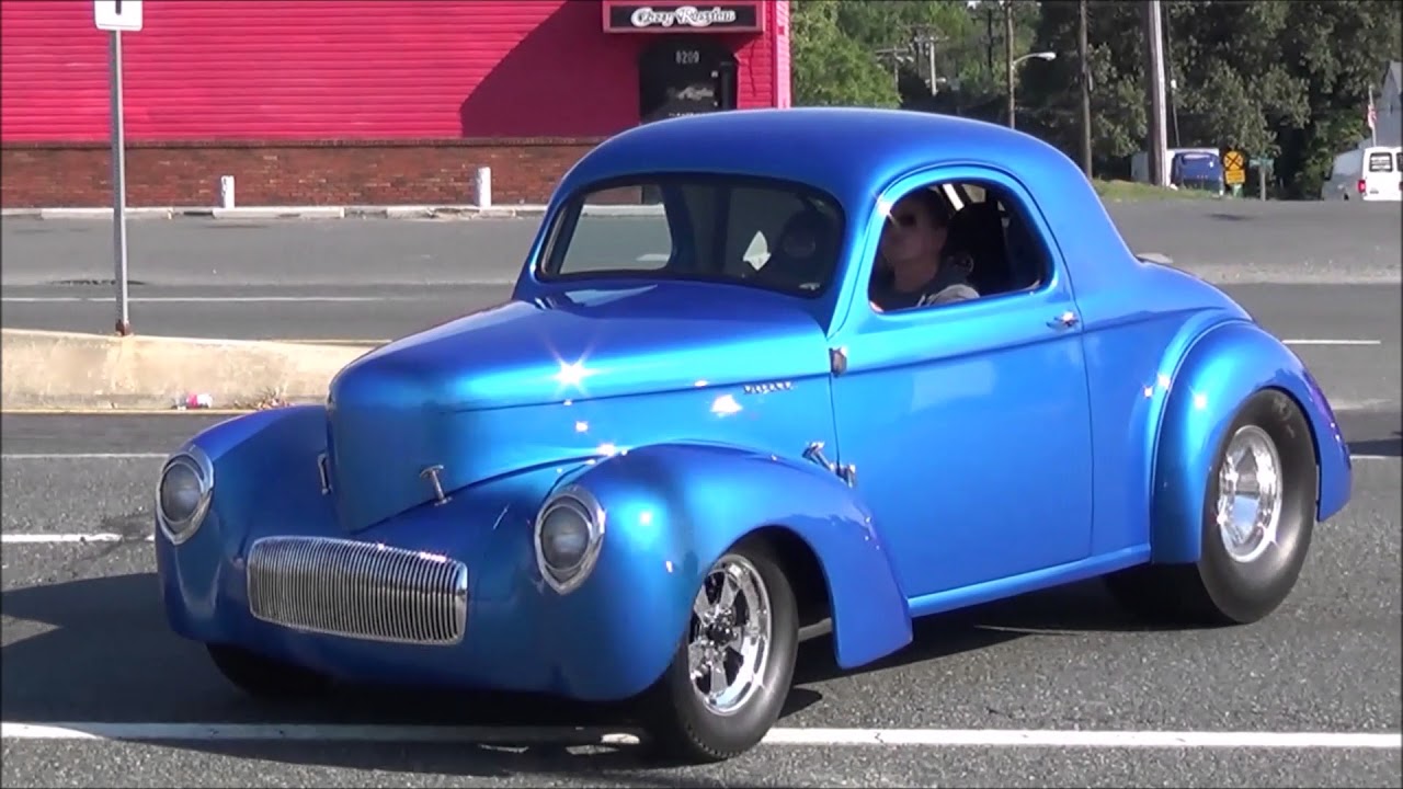 AWESOME HOT ROD MUSCLE AND CLASSIC CAR ACTION DGTV CARS - YouTube