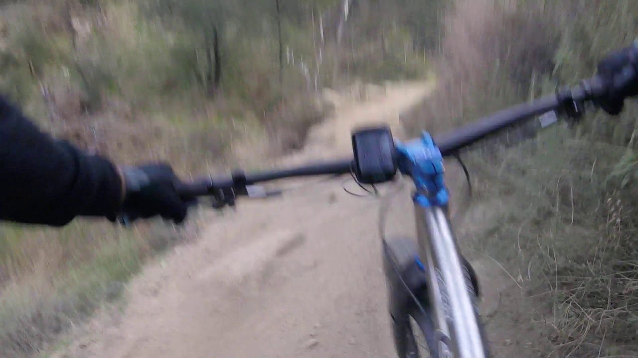 Rigid Single Speed (Seven Sola-ENVE carbon fork) on technical single ...