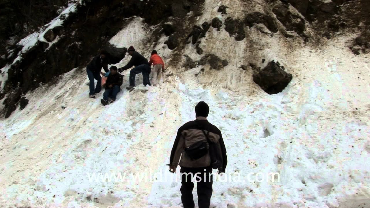 Tourists playing with snow in Mayodia, Arunachal Pradesh - YouTube