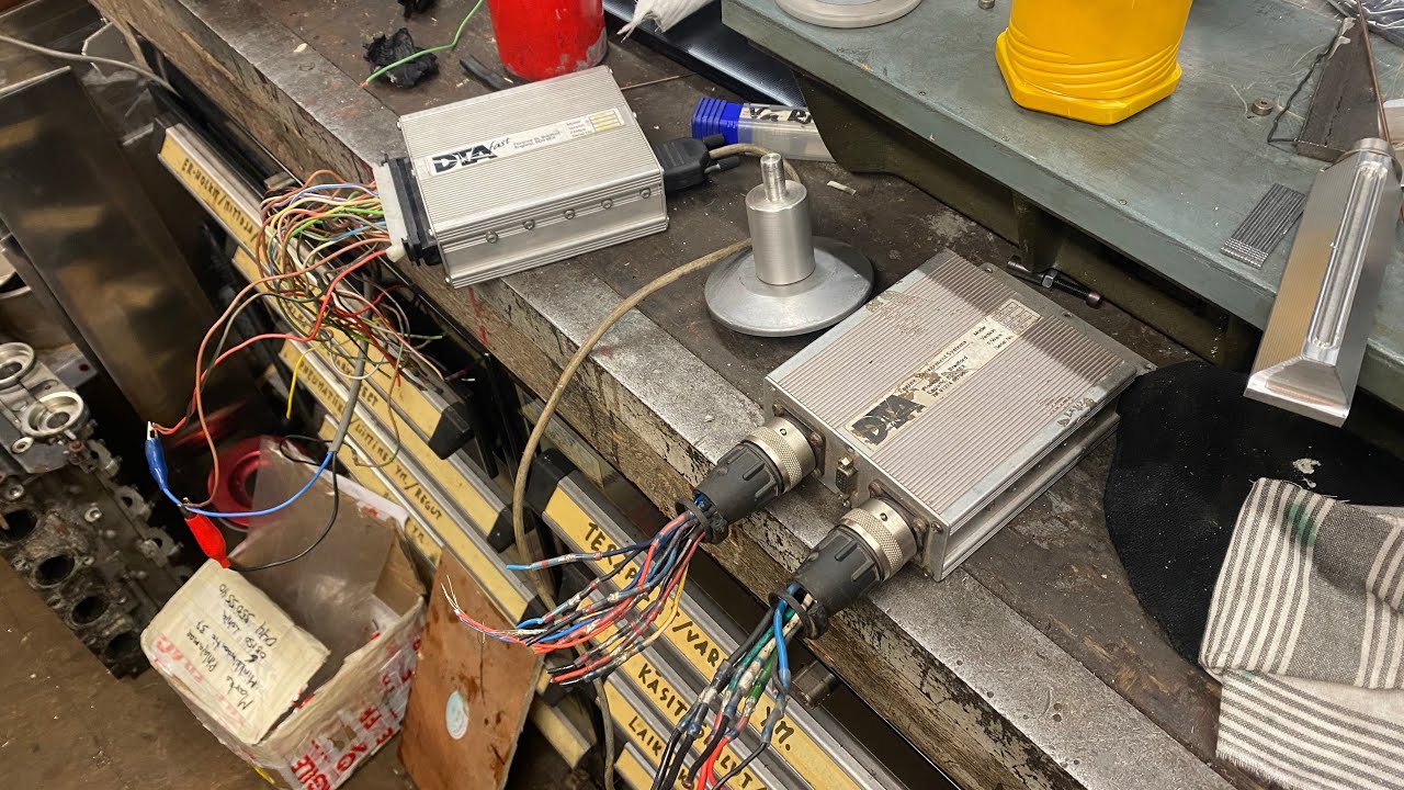 Testing vintage DTAfast E4 ECU and software - YouTube