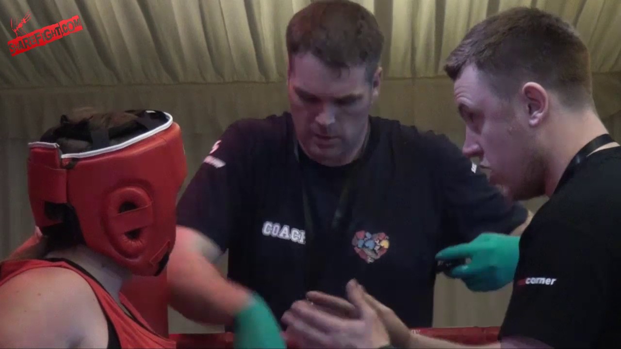 Jodie Jones v Becky Shuttleworth - YouTube