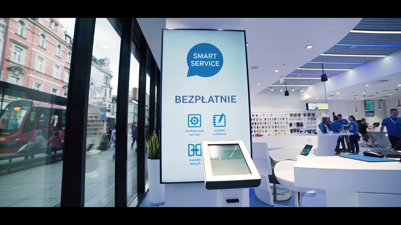 Samsung Premium Service Plaza in Katowice - YouTube