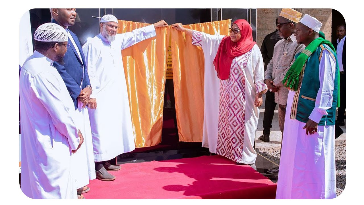 RAIS DKT. SAMIA SULUHU AWEKA JIWE LA MSINGI MSIKITI WA AL GHAITH ...