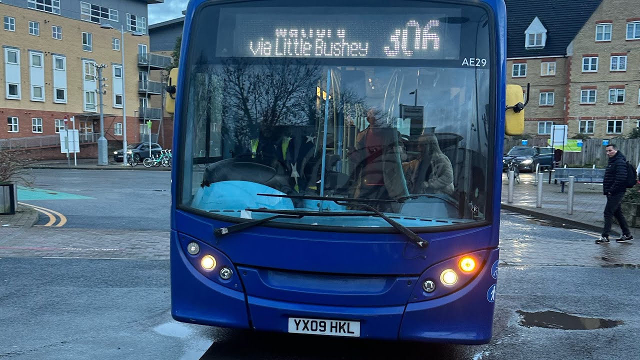 *YX09 FKL*Sullivan Buses 09Reg ADL Enviro200(Ex London United) - YouTube