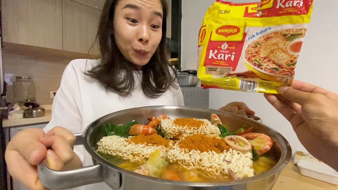 I cooked Maggi like a True Malaysian at home...!!! - YouTube