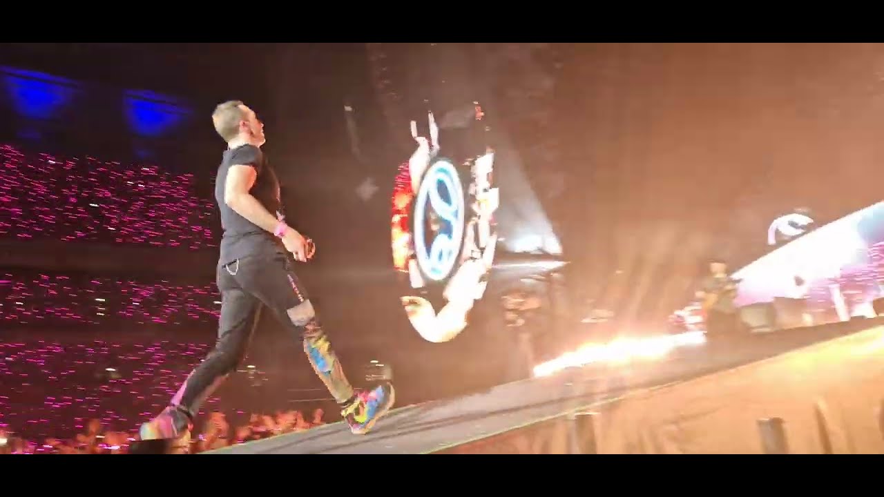 Coldplay LIVE - "Humankind" - Wembley London - August 13th 2022 - YouTube