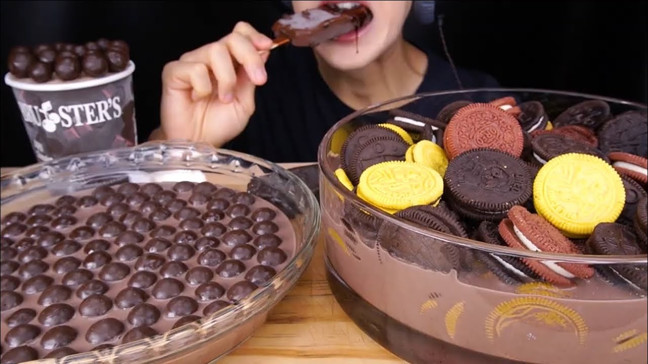 Jimmy ASMR chocolate Oreo ice cream maltesers cereal Mukbang bites only ...