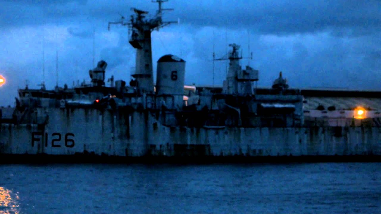 HMS Plymouth F126 - YouTube