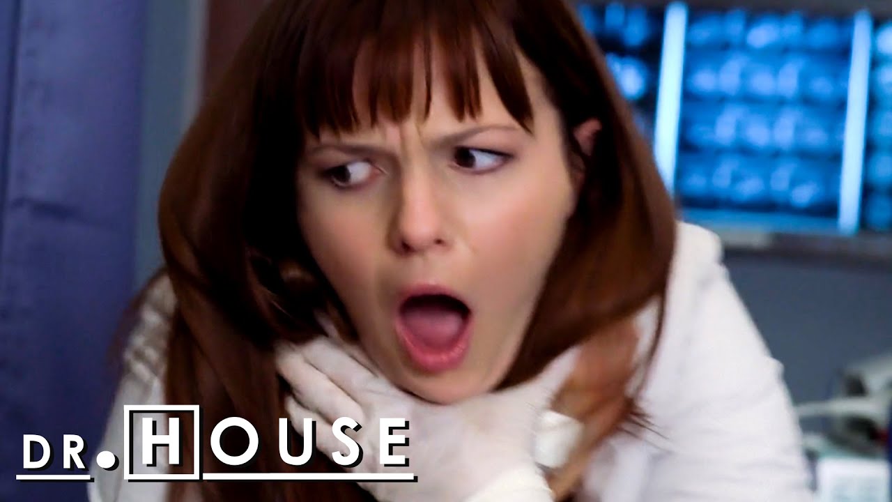 Un paciente ataca a la Dr. Martha Masters | Dr. House: Diagnóstico ...