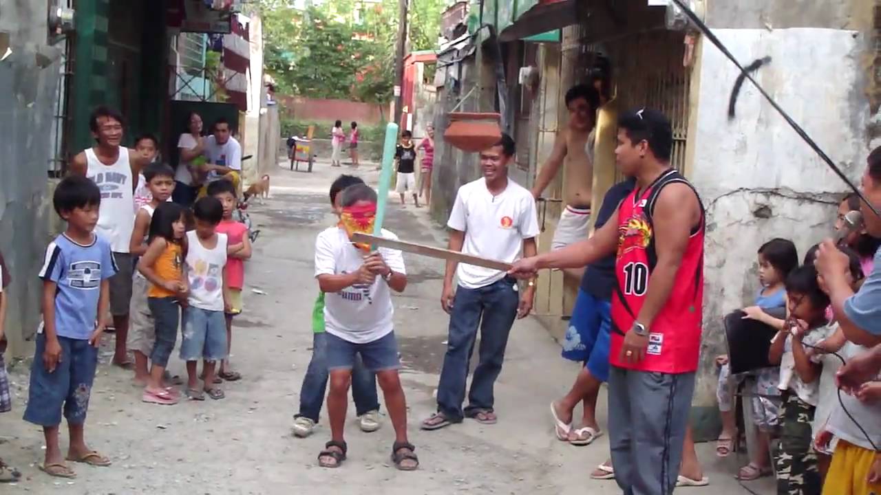 MiKAeL DaMo - BasaGang PaLayOk KiDs 2 (12-24-09) - YouTube