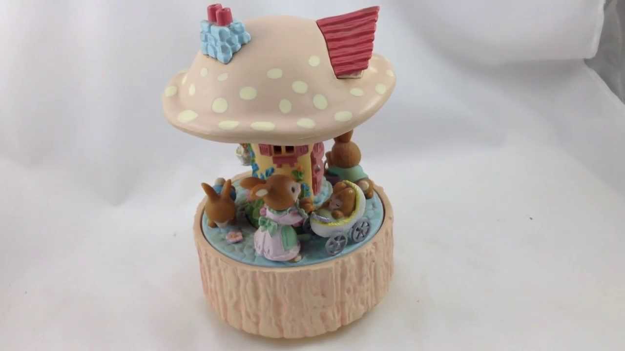 mouse carousel - YouTube