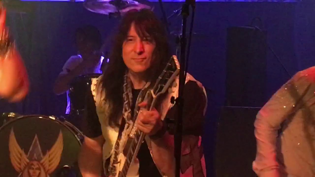 “Angel” with Danny Farrow - YouTube