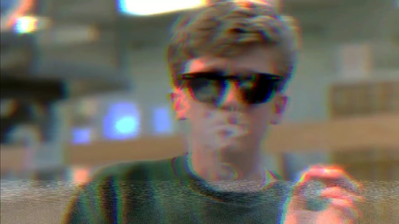 Molchat Doma - Танцевать - YouTube