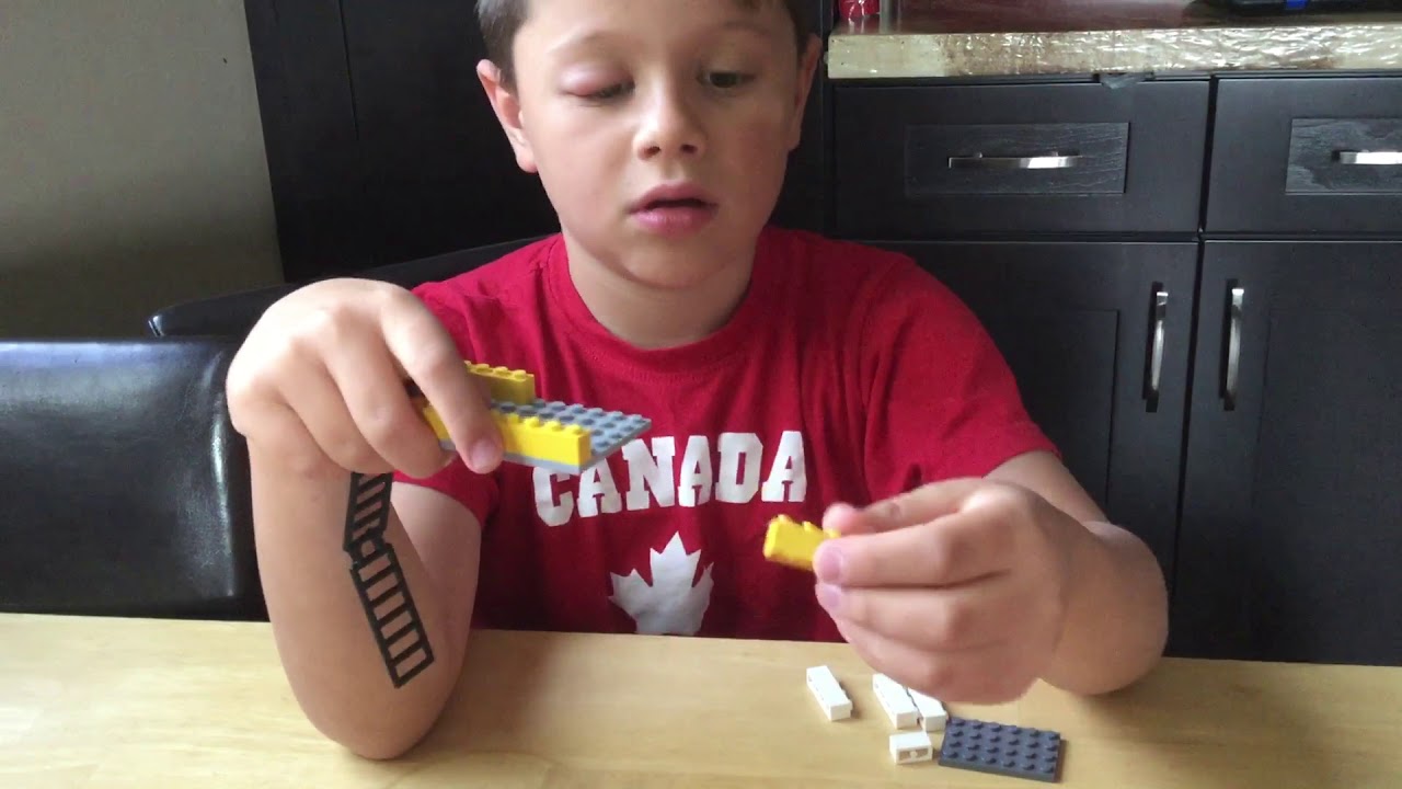 How to build a Lego slide - YouTube