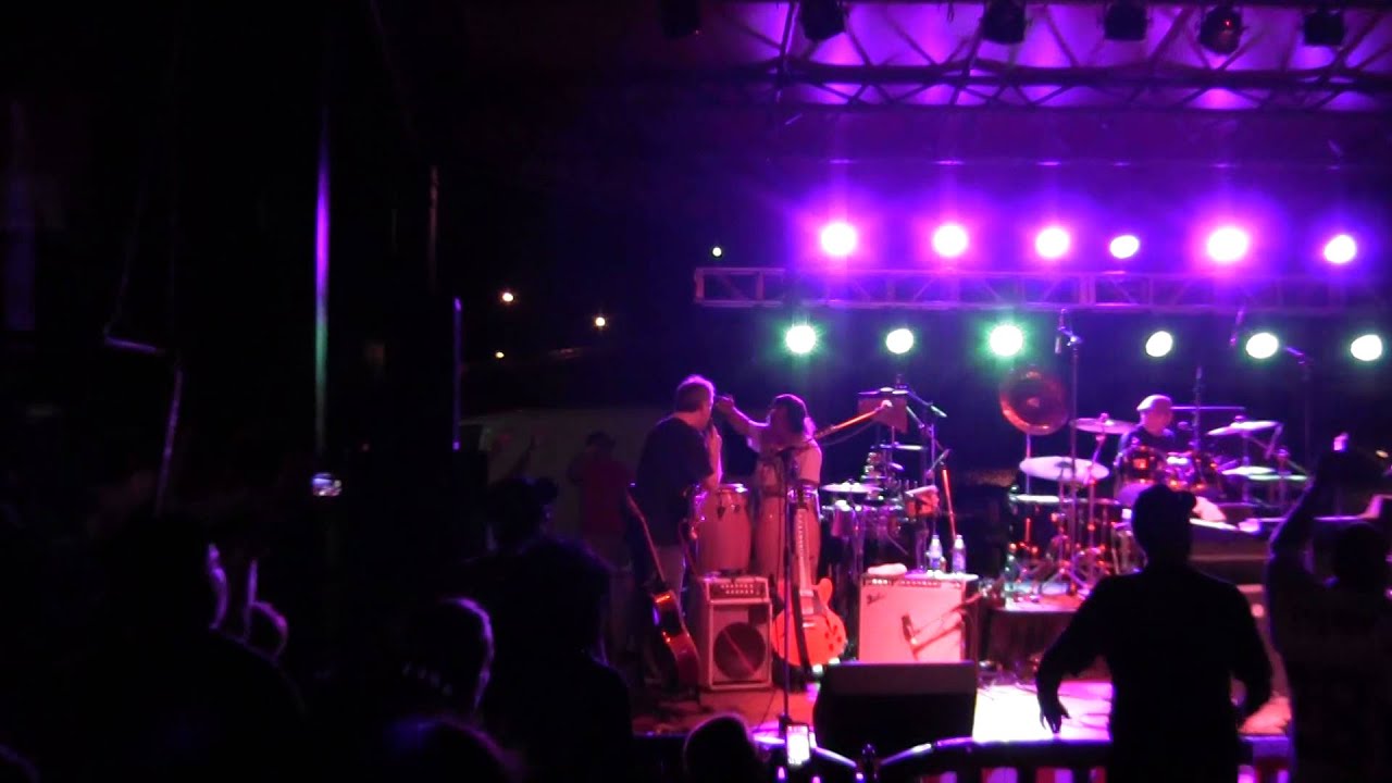 War "Low Rider" Medley with band intros and solos and The Star Spangled ...