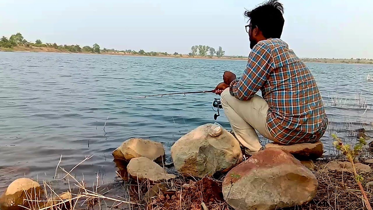 Fish hunting || rohu fishing || small rohu fish - YouTube