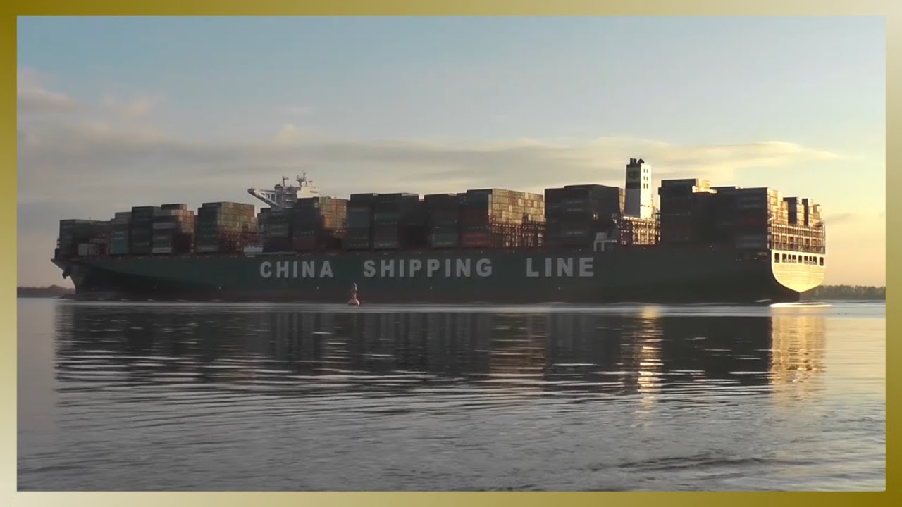 CSCL PACIFIC OCEAN heading for Port of Hamburg - YouTube