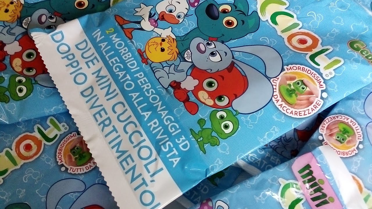 Apriamo le bustine dei Mini Cuccioli - YouTube