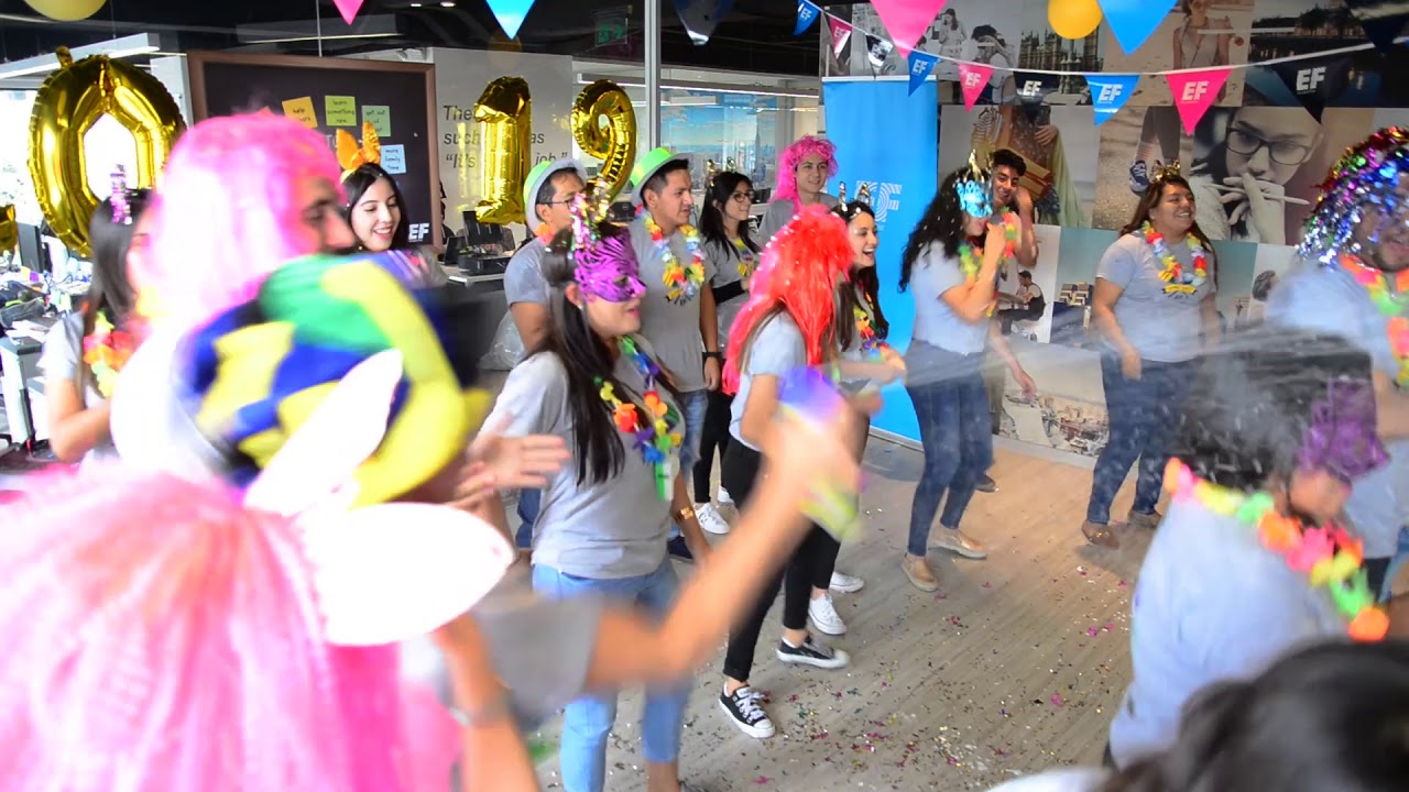 EF Booking Carnival Final ECUADOR HD - YouTube