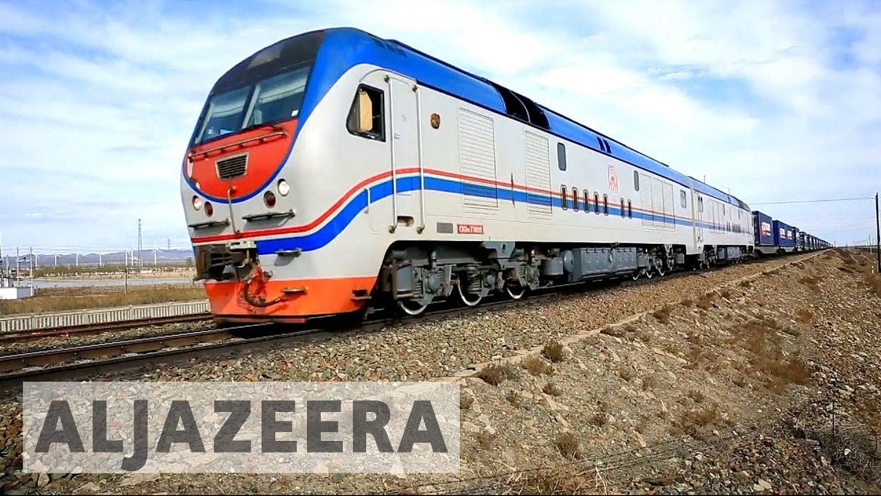 First Britain to China Train arrives in Yiwu - YouTube