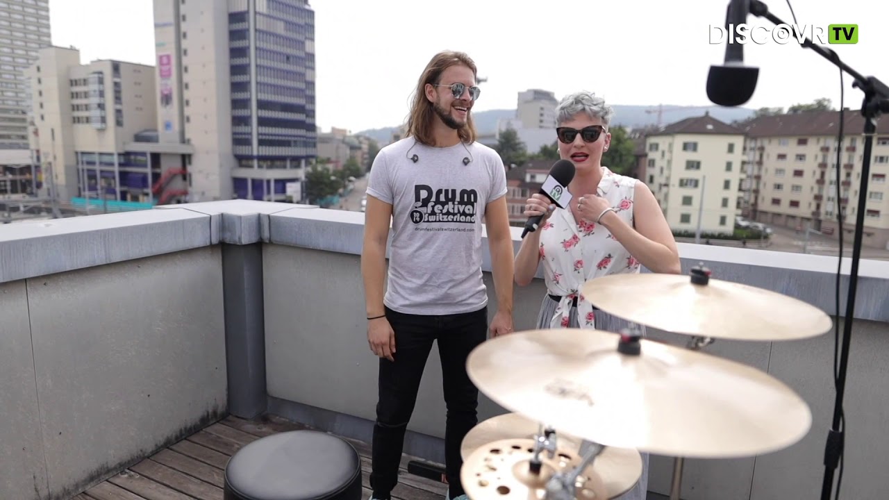 Roberto Carella - DiscovrTV Zurich Rooftop Session CH - YouTube
