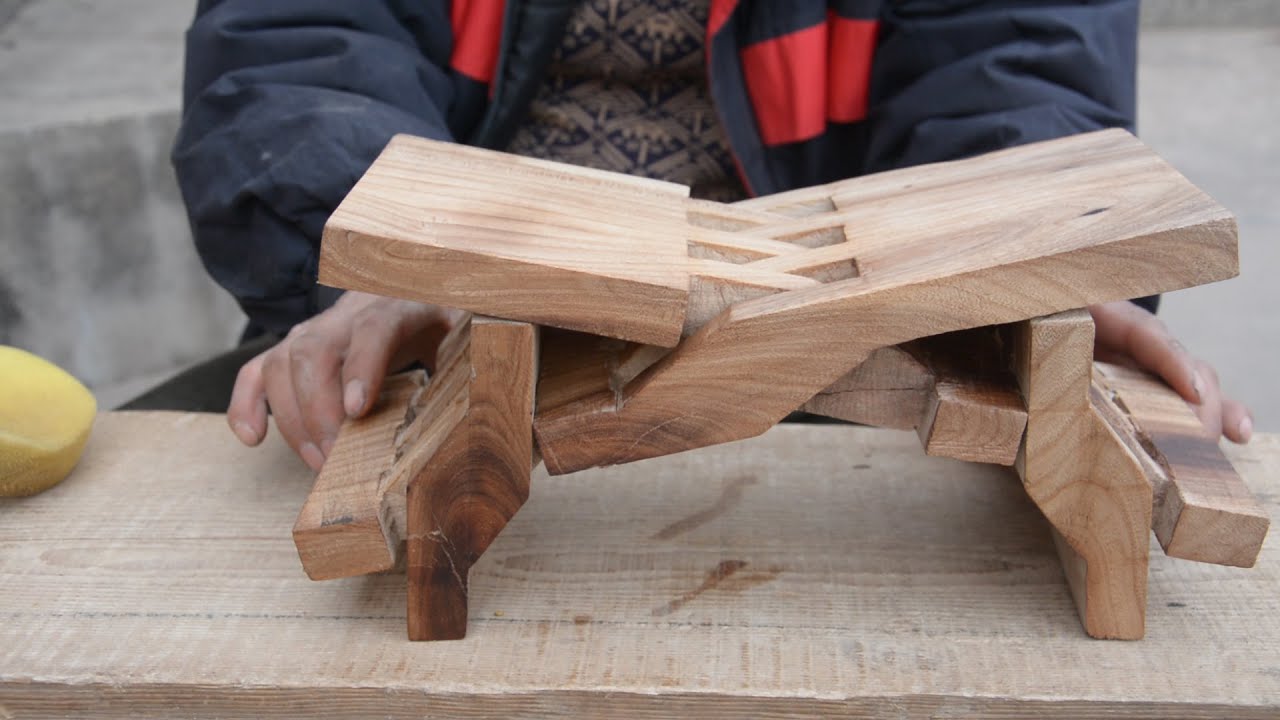 a whole piece of wood to make a stool, the design is too clever - YouTube