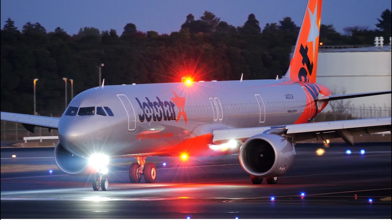 GK2機目のA321LR Jetstar Japan Airbus A321LR JA27LR Landing at Narita 34R ...